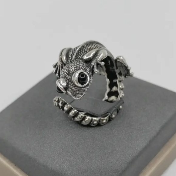 Boutique | Jewelry | Unisex Retro Lizard Ring | Poshmark